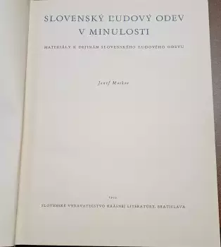 📙 Slovenský ľudový odev v minulosti : materiály k dejinám slovenského l ...